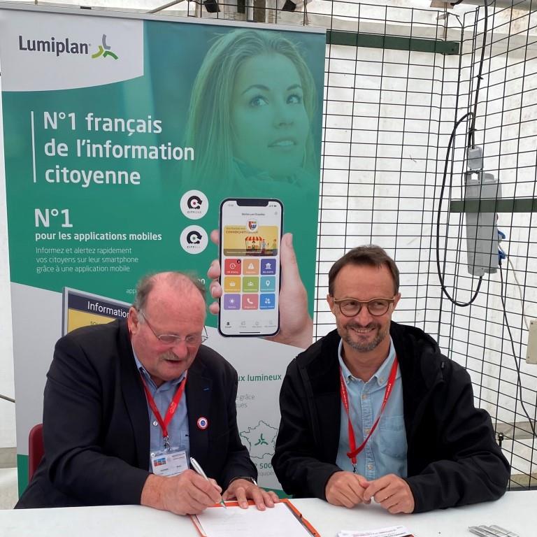 Signature d’un partenariat entre l’Association des Maires Ruraux de France et Lumiplan | Lumiplan